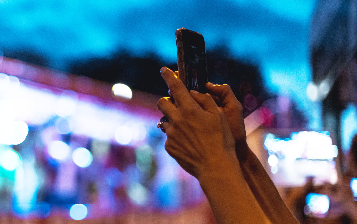 Top Tips To Help You To Make A Film Using Just A Smartphone