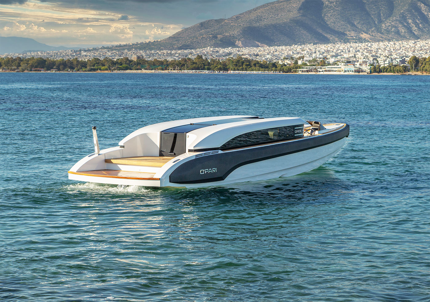 The Onda 321L Custom Limo Tender Elevates A Rather Staid Sector