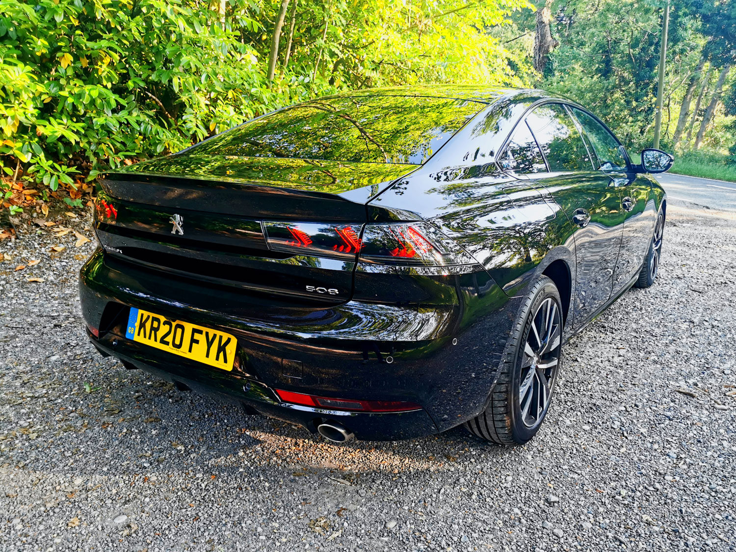 Luxurious Magazine Road Test: The PEUGEOT 508 HYBRID GT Fastback