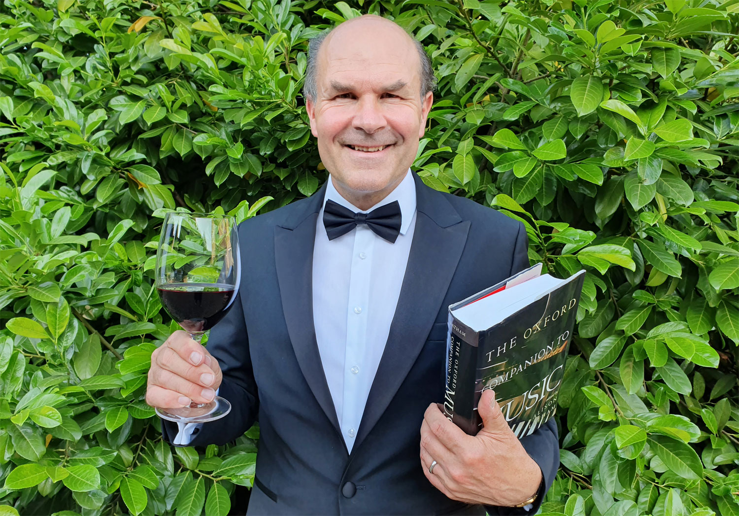 The Wine Tipster Neil Phillips Guide On How To Enjoy Summer 2020