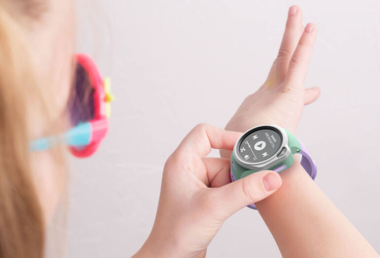 The MyFirst Fone R1 Is A Tech-laden Device Every Young Child Should Have