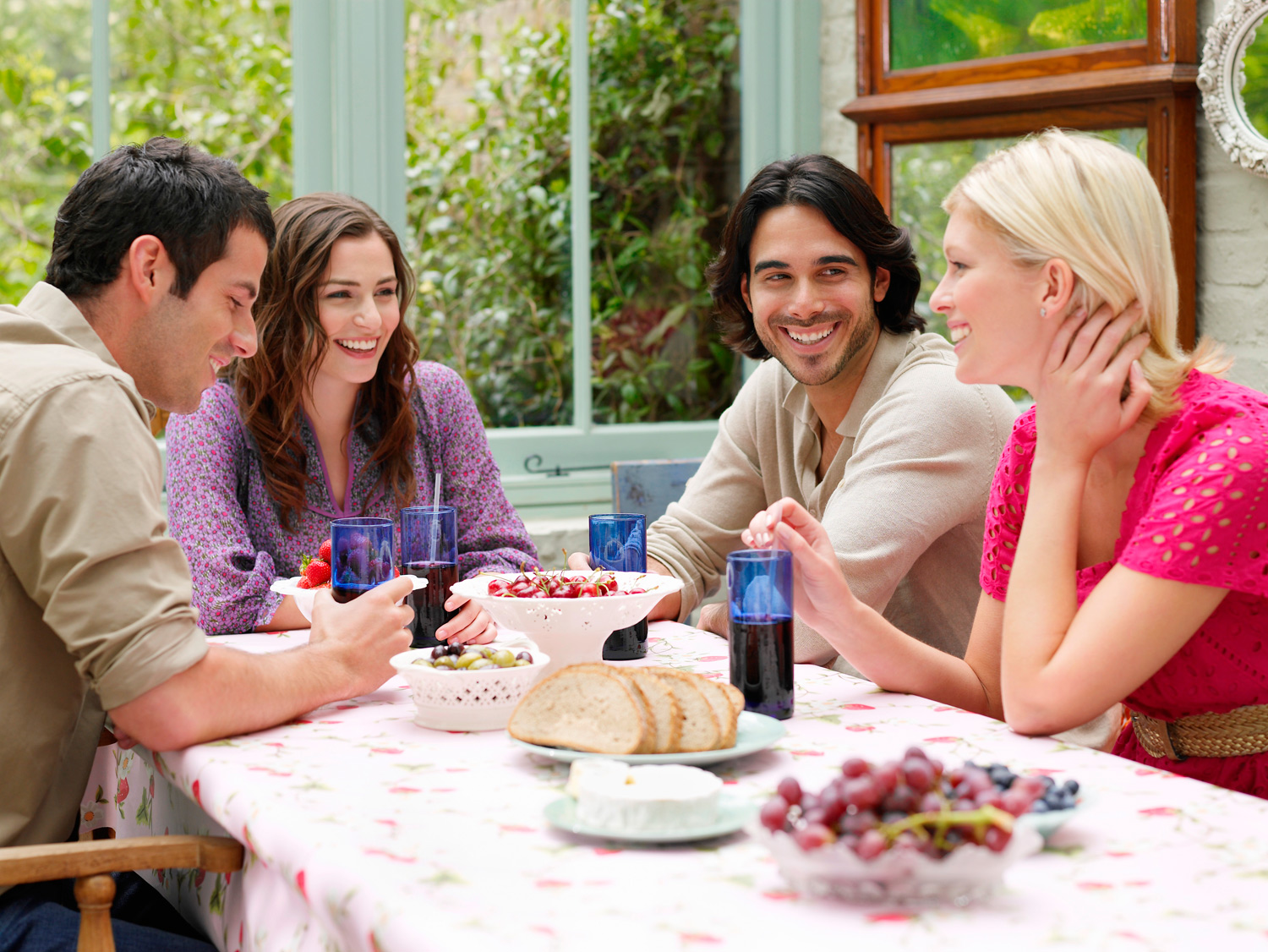 How Do You Get Rid Of Sagging Skin And Jowls? We Ask The Experts