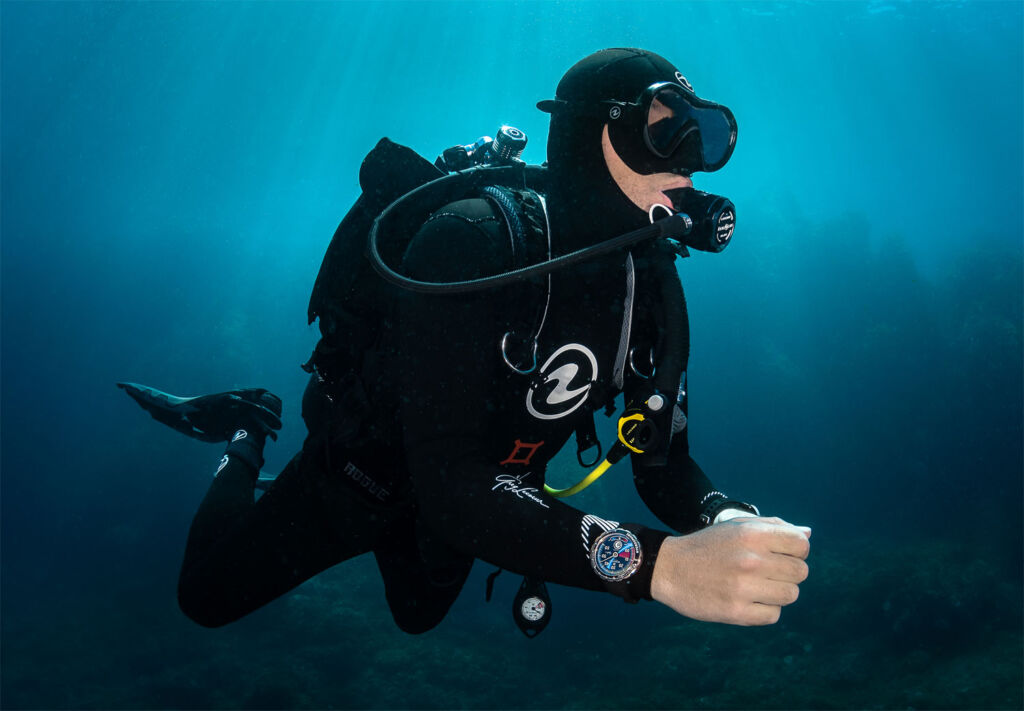 Hydrosphere The Hydrosphere: A Surreal Underwater Experience