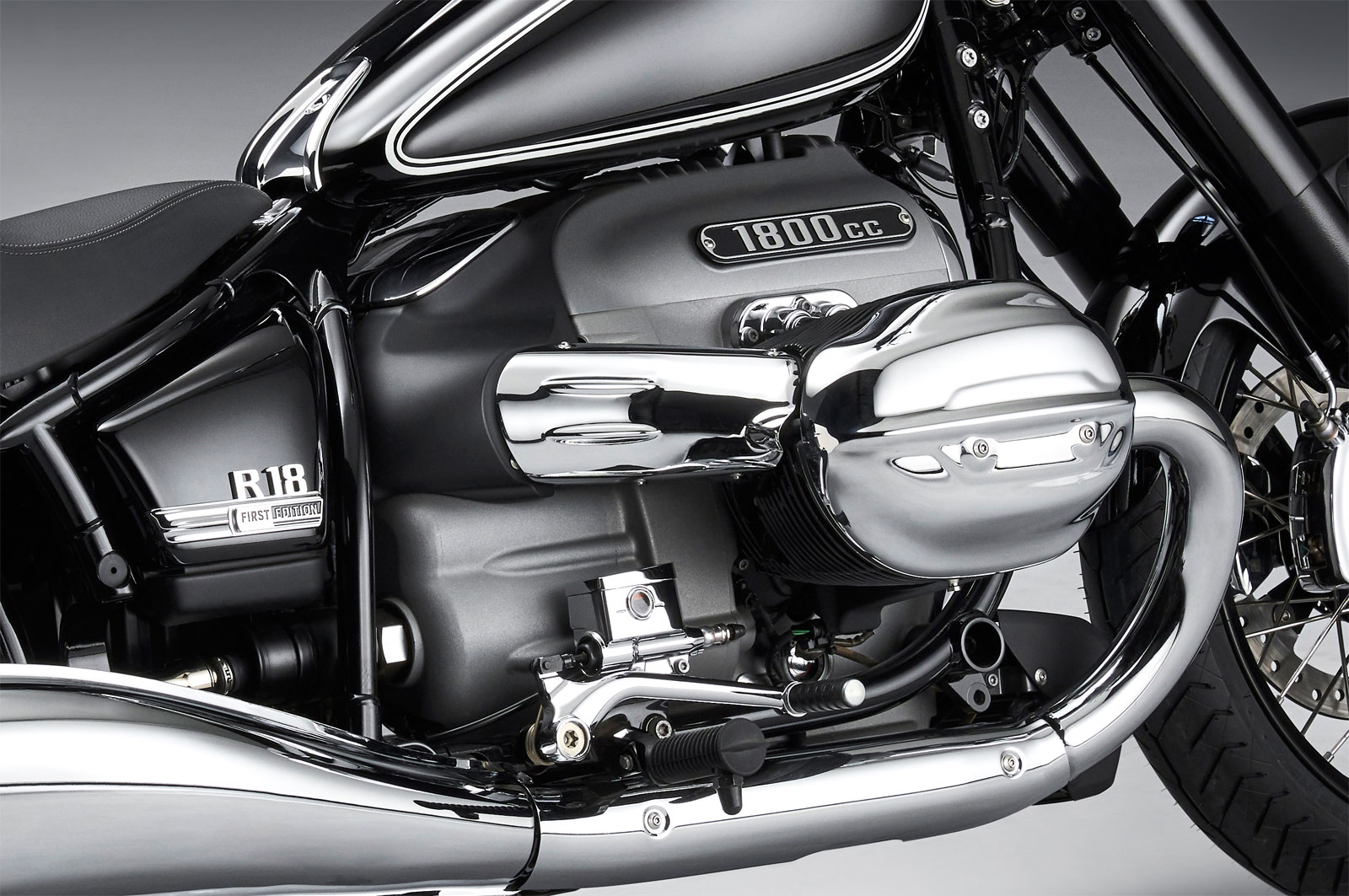 The BMW R 18 Is A Gorgeous Cruiser And An Amazing Ode To The Past