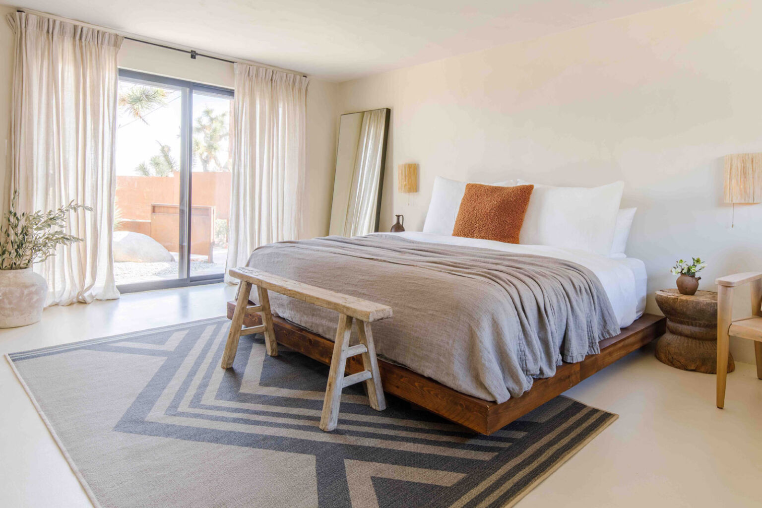 Exclusive Interview With Jeneva Bell, Ruggable Founder And President