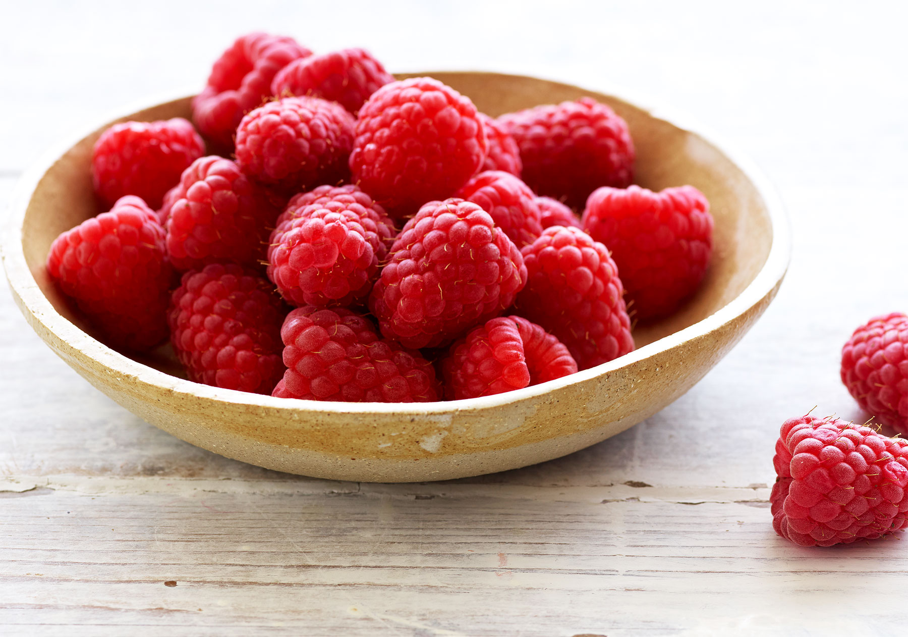 The Benefits Of Red Berry Fruits Revealed In A New Scientific Study