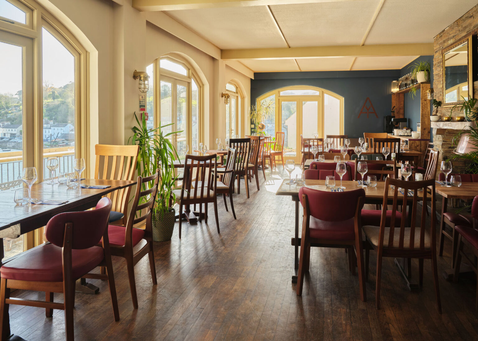 The Incredible Allure Of The Old Ferry Inn Bodinnick, Cornwall