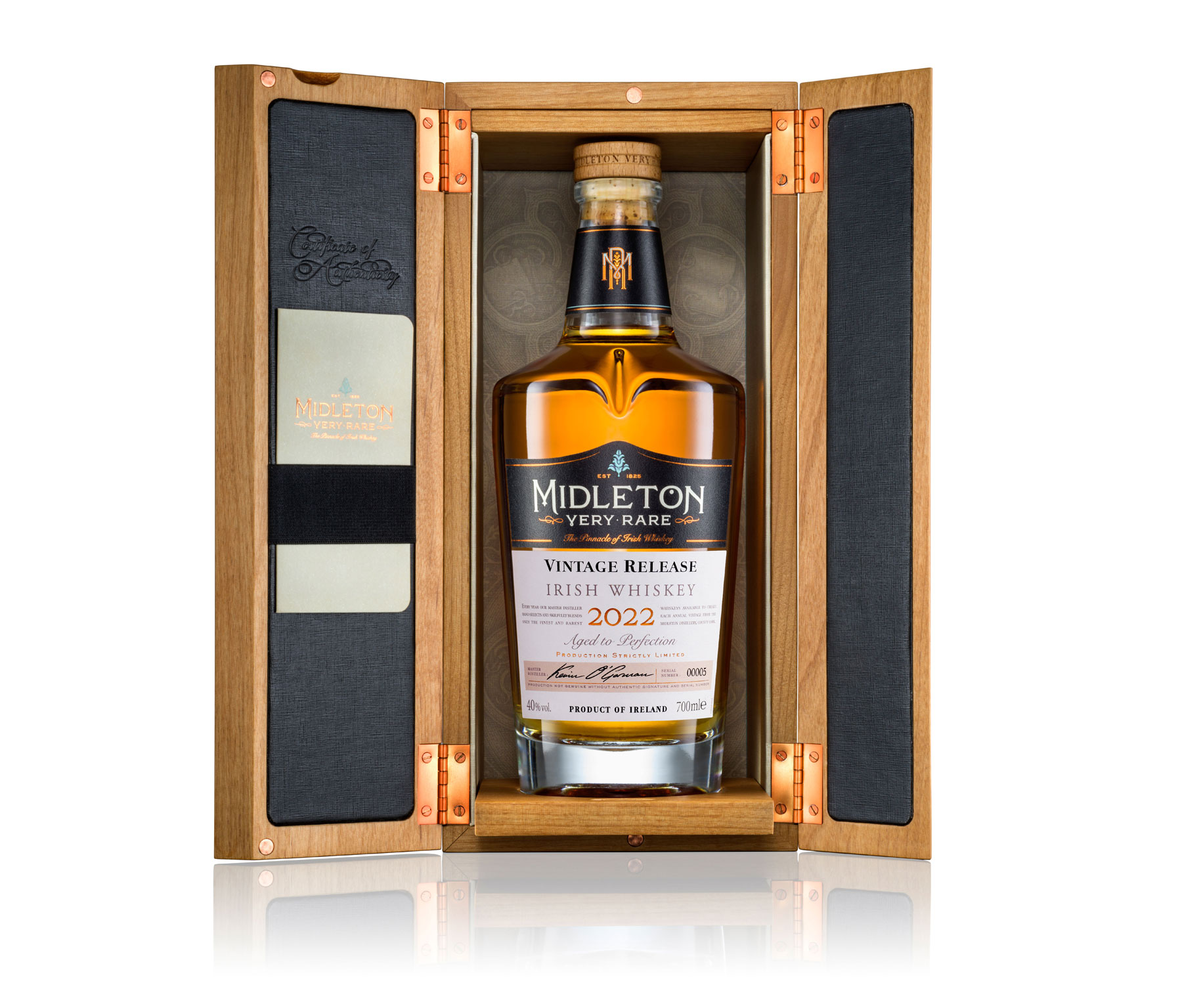 Midleton Very Rare 2022 Whiskey Marks Nearly Four Decades Of Excellence