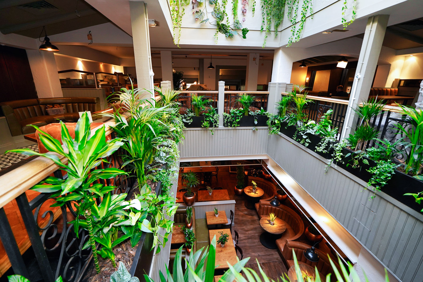 Estro To Celebrate First Anniversary With A Special Collaborative Lunch