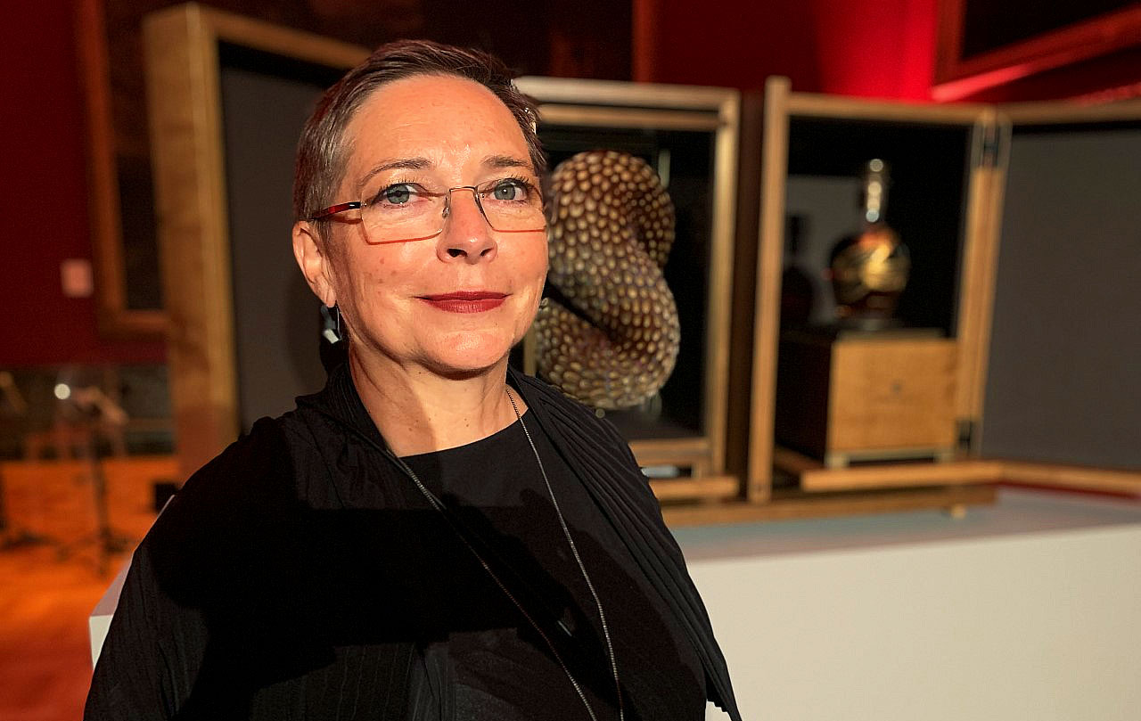 Luxurious Magazine Interview With Sandy Hyslop, Master Blender At Royal ...