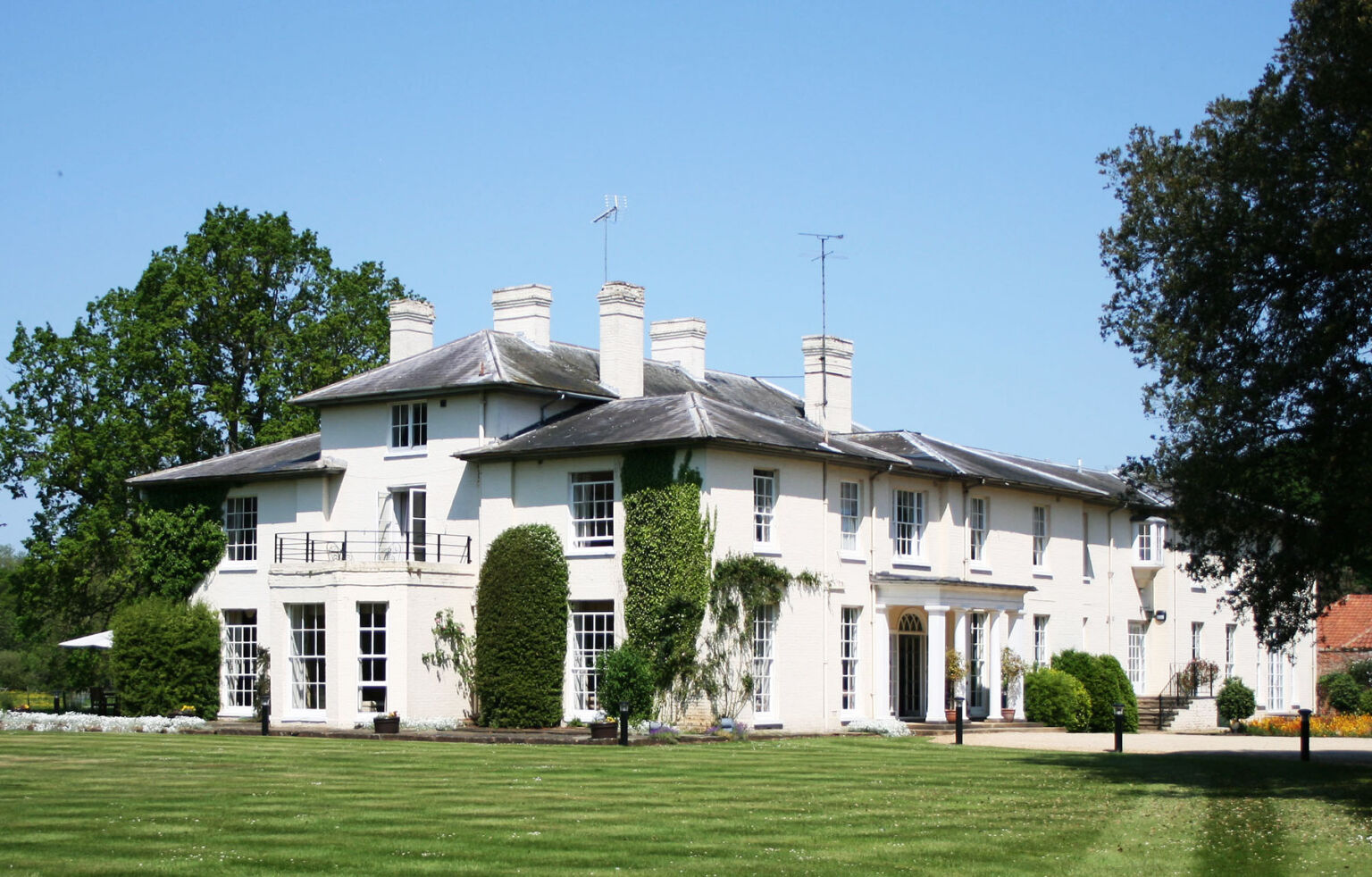 Embrace The Indoor And Outdoors With A Stay At Congham Hall Norfolk