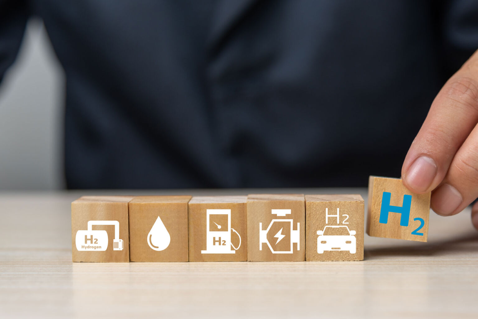 H2Accelerate Collaboration Puts Hydrogen Trucking On The Road To Success