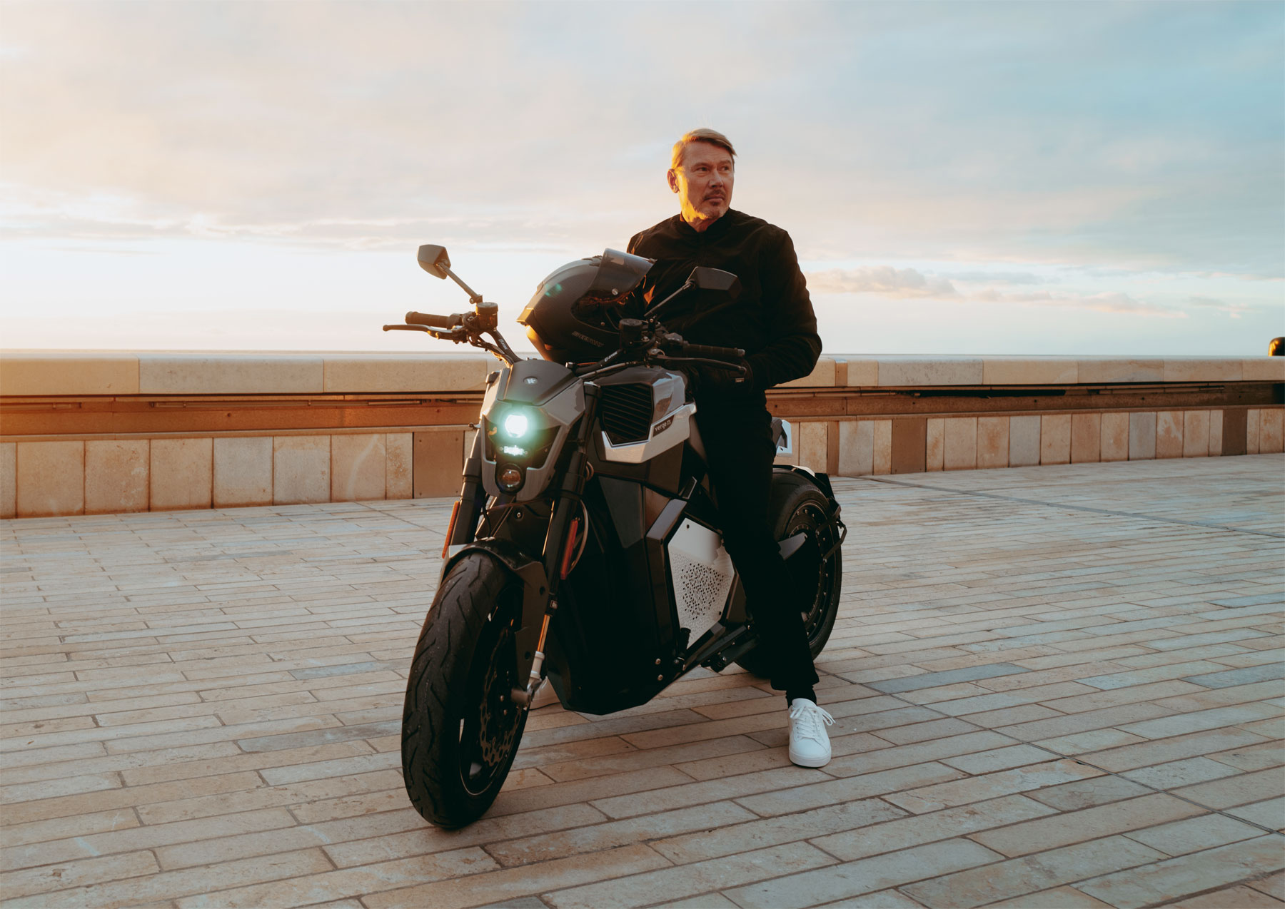The Verge Mika Häkkinen Signature Edition Electric Motorcycle