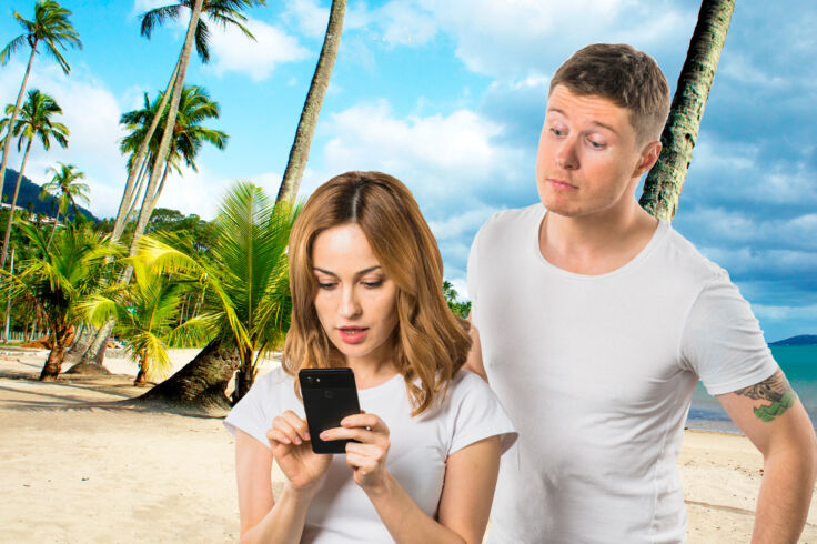 An Experts Guide To Protecting Your Mobile From Shoulder Surfing Criminals