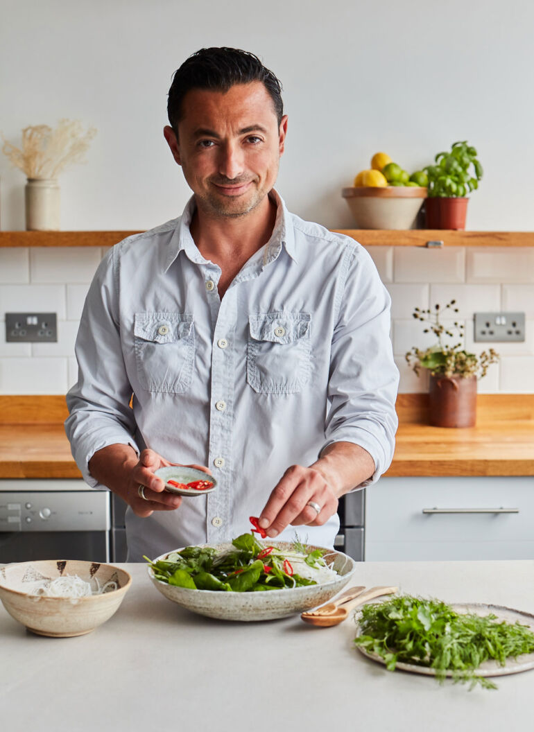 Chef Theo Michaels And SmarterNaturally Launch Free Online Cooking Series