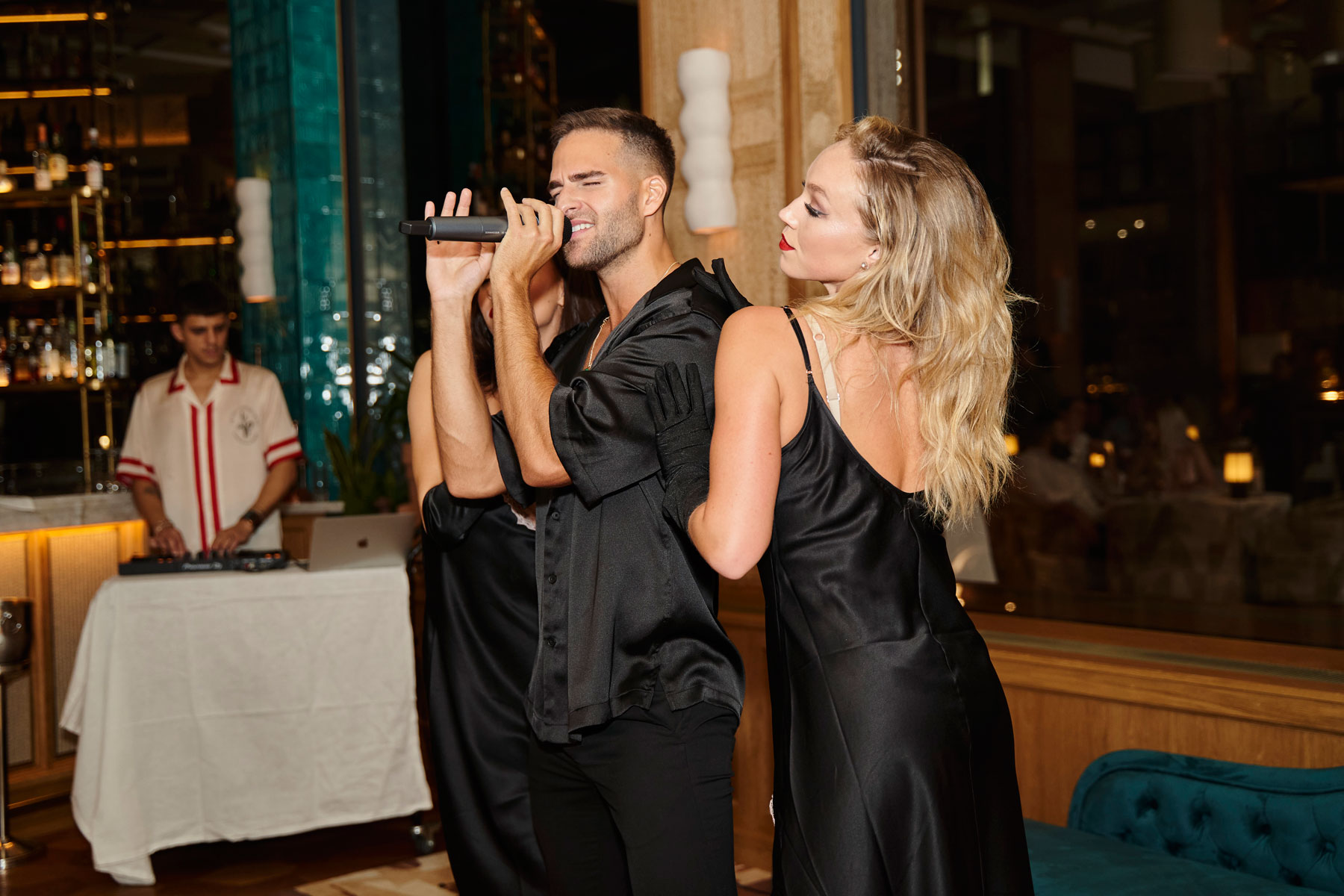 Riviera Reveals The Dates For Its Spectacular Complimentary Shows For ...