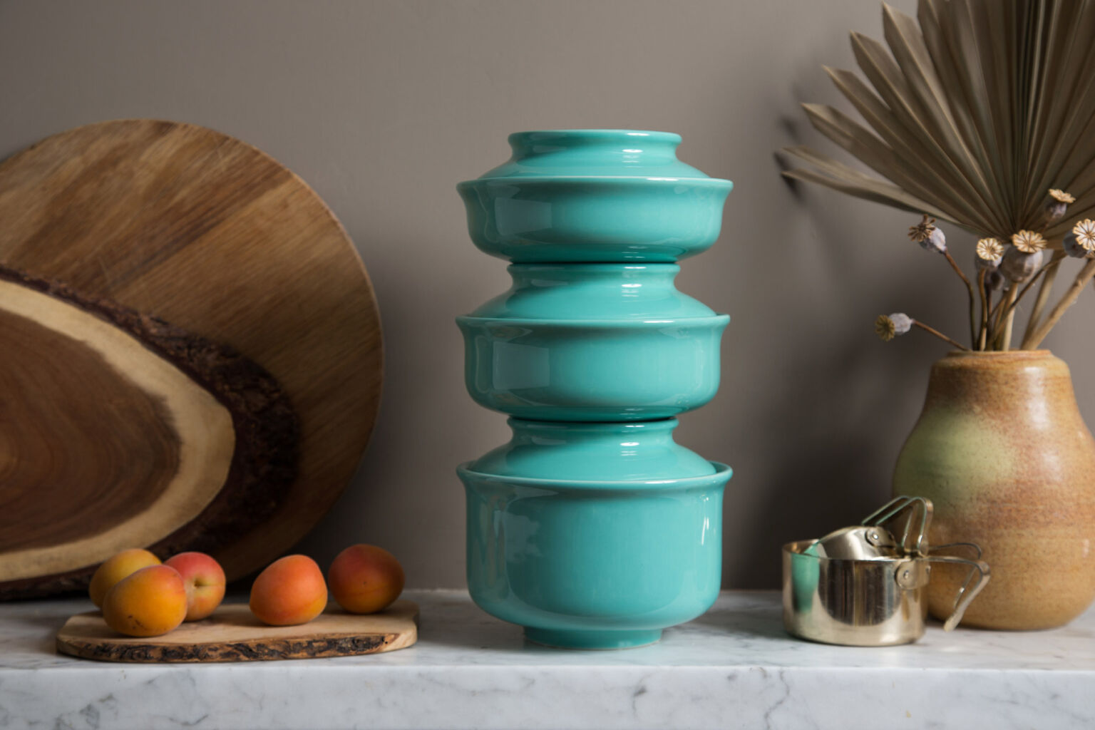 Hokan Adds New Sea Green, Stackable, Stylish And Sustainable Stoneware Bowls
