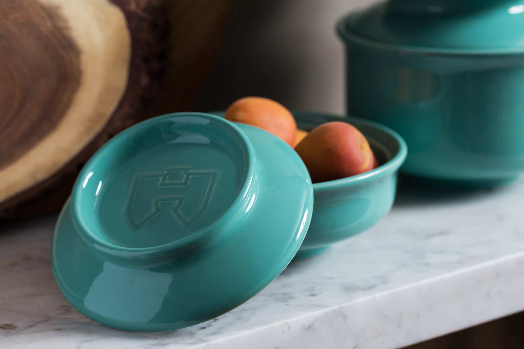 Hokan Adds New Sea Green, Stackable, Stylish And Sustainable Stoneware ...