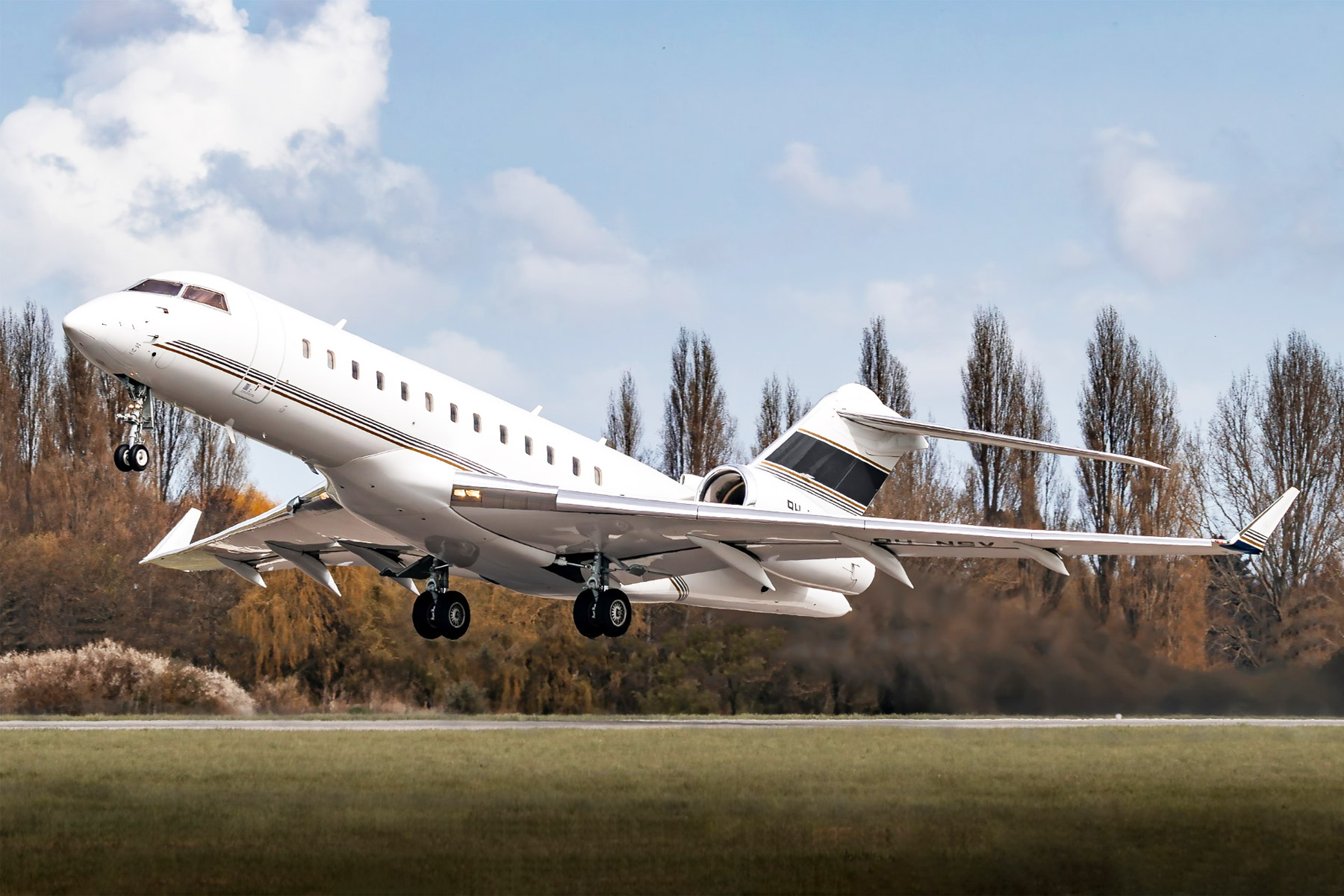 OPUL Jets Partners With SpaceX To Bring Starlink Internet To Its Fleet