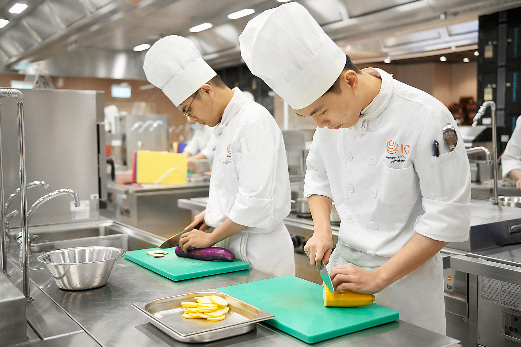 Rosewood Hong Kong & Simon Rogan's The Academy To Partner On Series Of ...