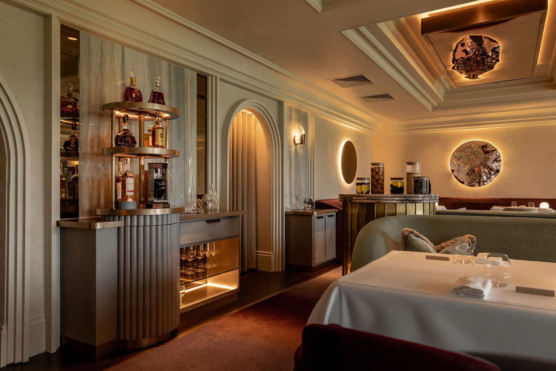 Iconic Restaurant Carbone Is Heading To Atlantis The Royal In 2025